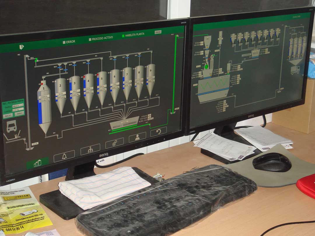Cuadros de mando y control | Maquinaria Grupo Nueve